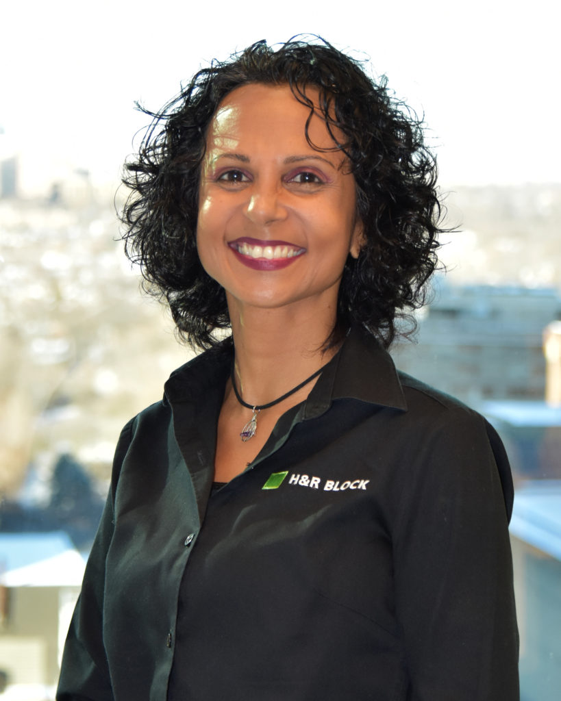 HRB_headshot_Lisa_2 - Financial Independence Hub