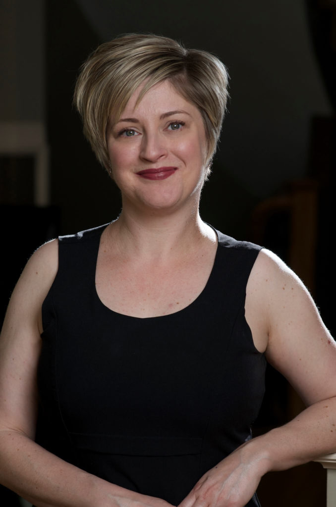 Carrie-Headshot - Financial Independence Hub